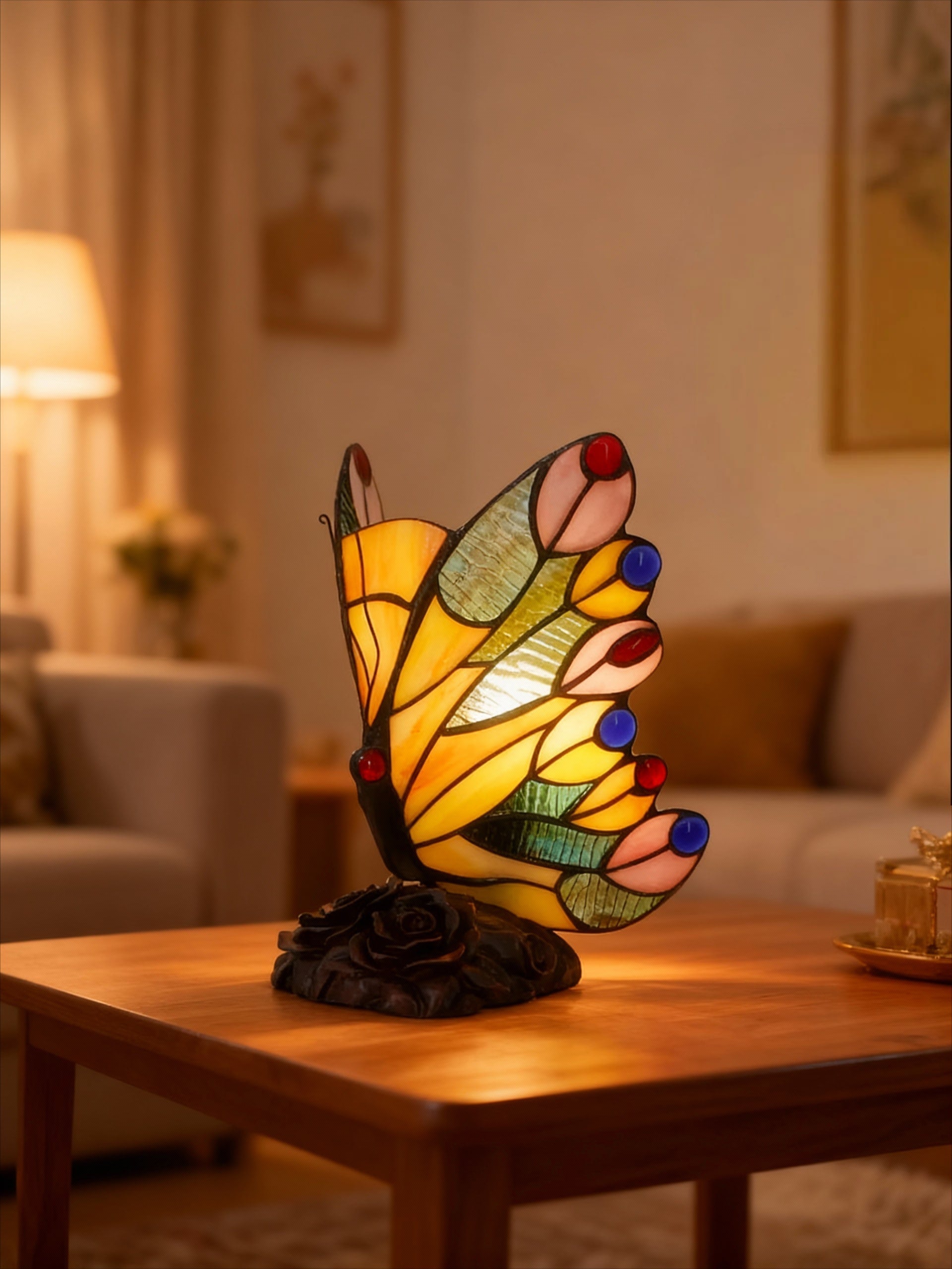 LUMIAILES | LAMPA CU ARIPI MOZAIC GALBEN – Atelier Gabriela